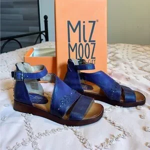 Miz Mooz | Shoes | Miz Mooz Purple Leather Sandals | Poshmark